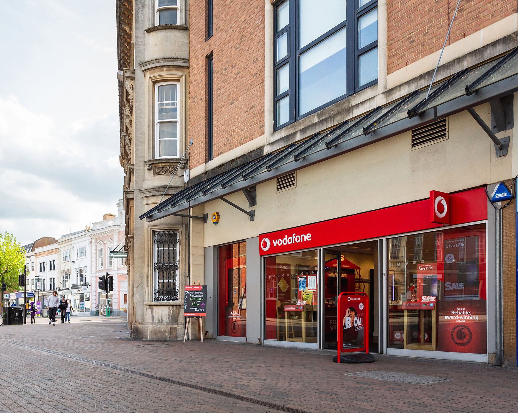 Initiis - Vodafone, Taunton - 360 South West